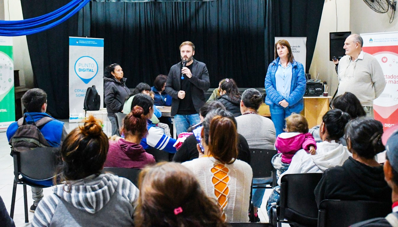 Azcué: “Queremos lograr que en Concordia haya oportunidades para todos ...