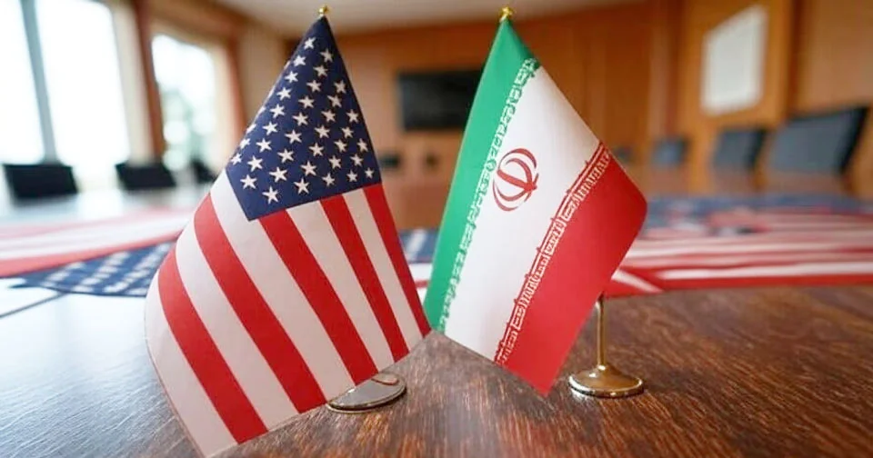 Trump, Vance y el presidente del Parlamento iraní firman ...
